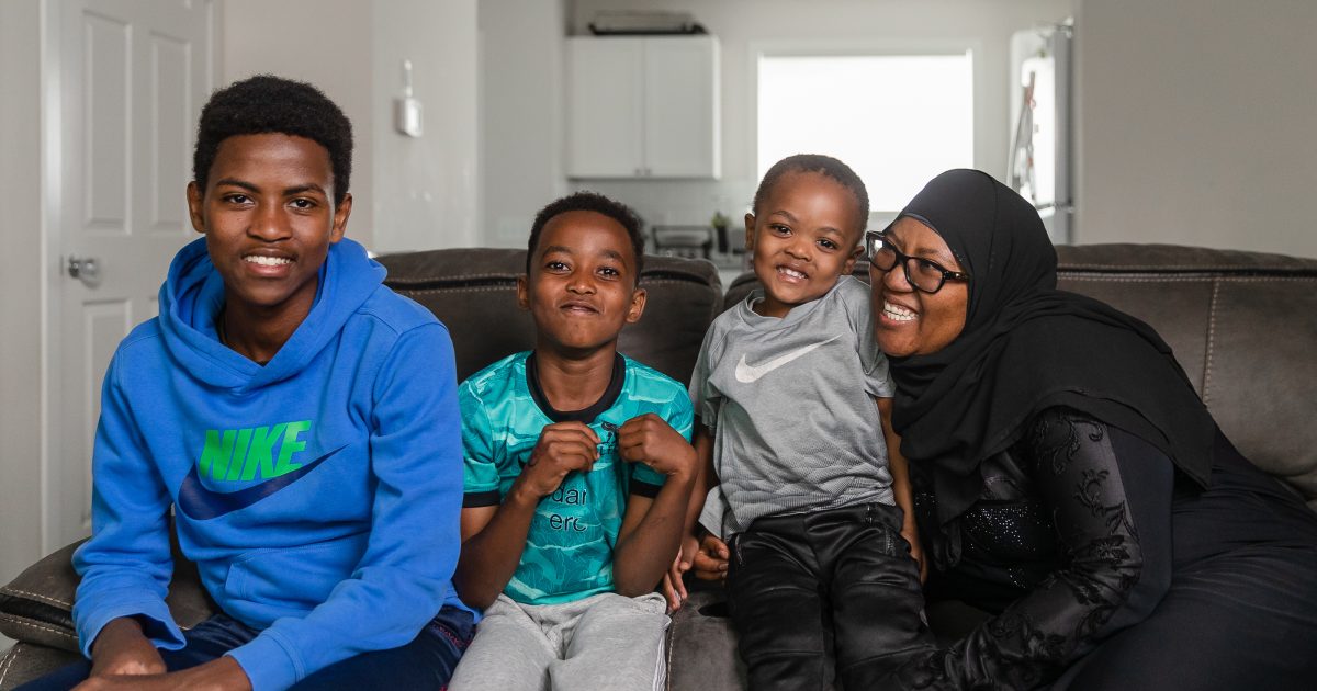 Meet Hassina | Habitat for Humanity Canada